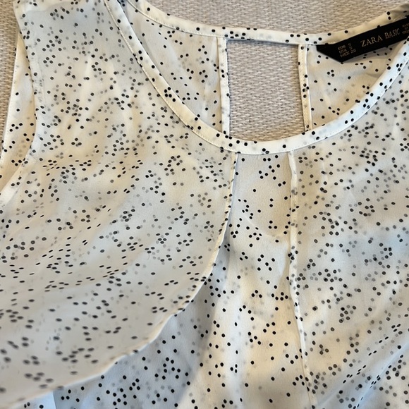 Zara | Tops | Zara Size Small White Top With Small Black Polka Dots ...